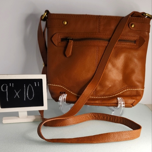 Born | Bags | Born Izabel Nwot Tan Pebbled Leather Bucket Crossbody Bag ...